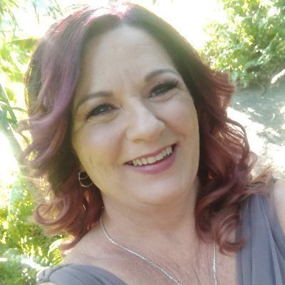 Desmond Fraser's Instagram, Twitter & Facebook on IDCrawl