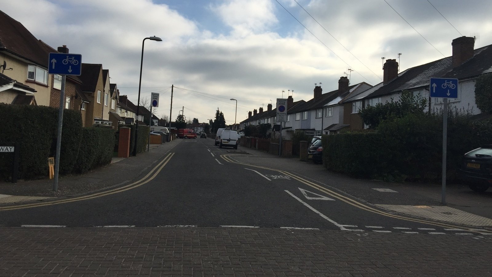 Petition · For a pathway direct to the school gates on Dennis Way for a ...