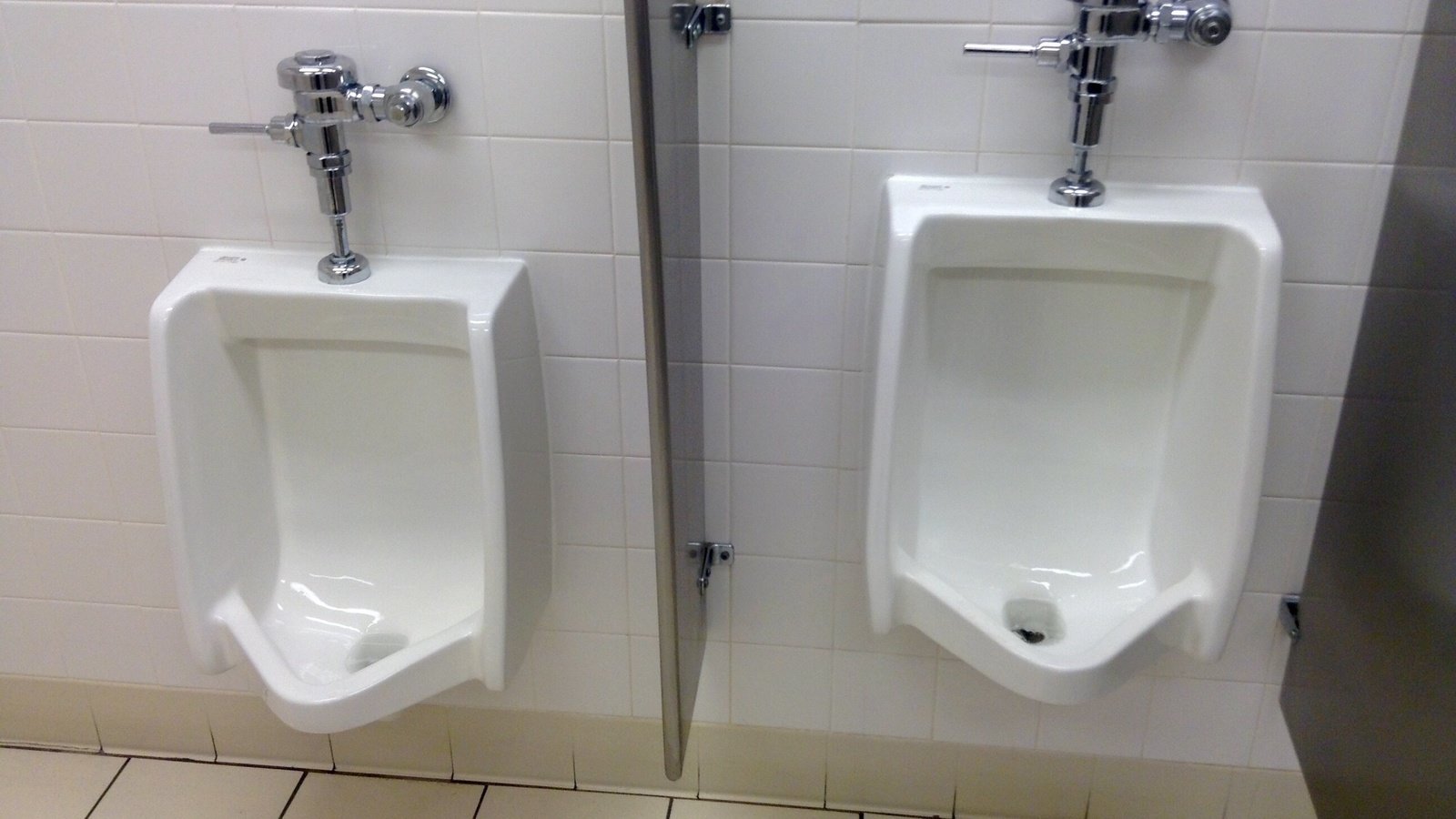Petition · Walls between urinals. - United States · Change.org