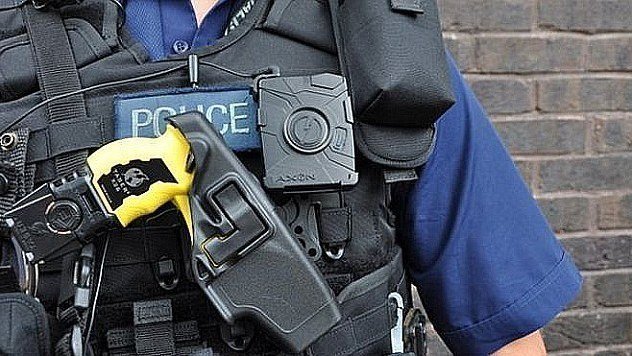 Petition · UK Police should wear chest-rig cameras. Sign to show your ...