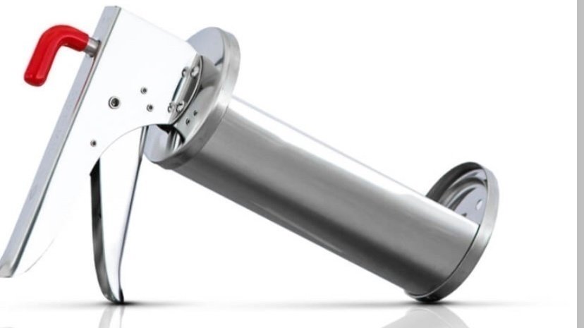 Petition · BRING BACK THE OLD MCDONALD SAUCE GUNS - United States ...