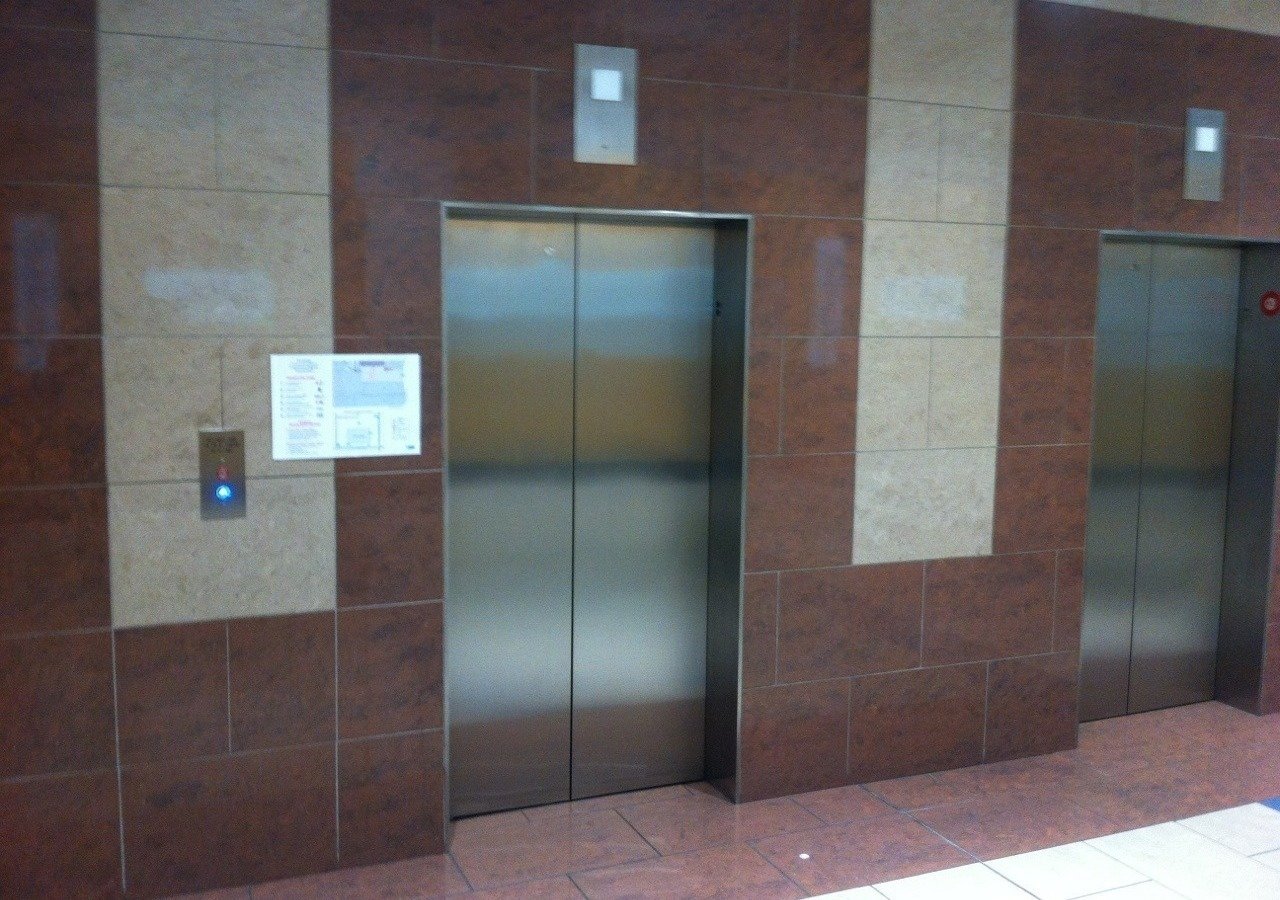 Petition · Building Management @ 190 Queen St: Fix our lifts ...