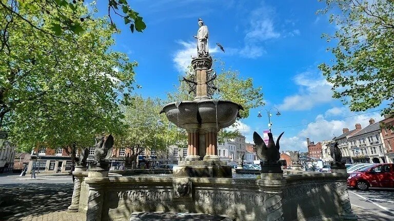 Petition · Restore Devizes marketplace fountain to its former glory ...