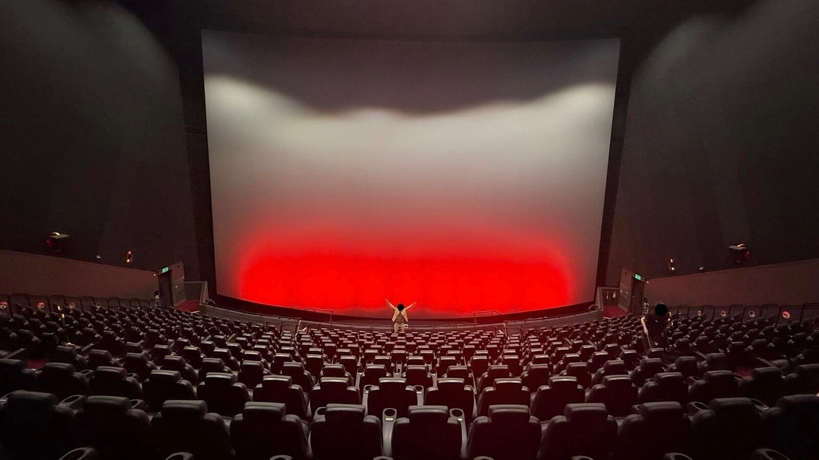 Petition · Get IMAX to build a 1 . 43:1 screen in Wales - United ...