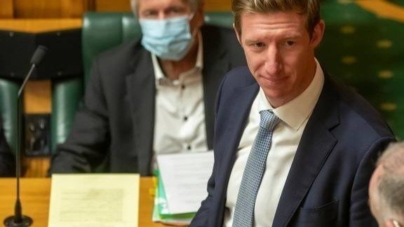 Petition · Sam Uffindell should not Resign! - New Zealand · Change.org