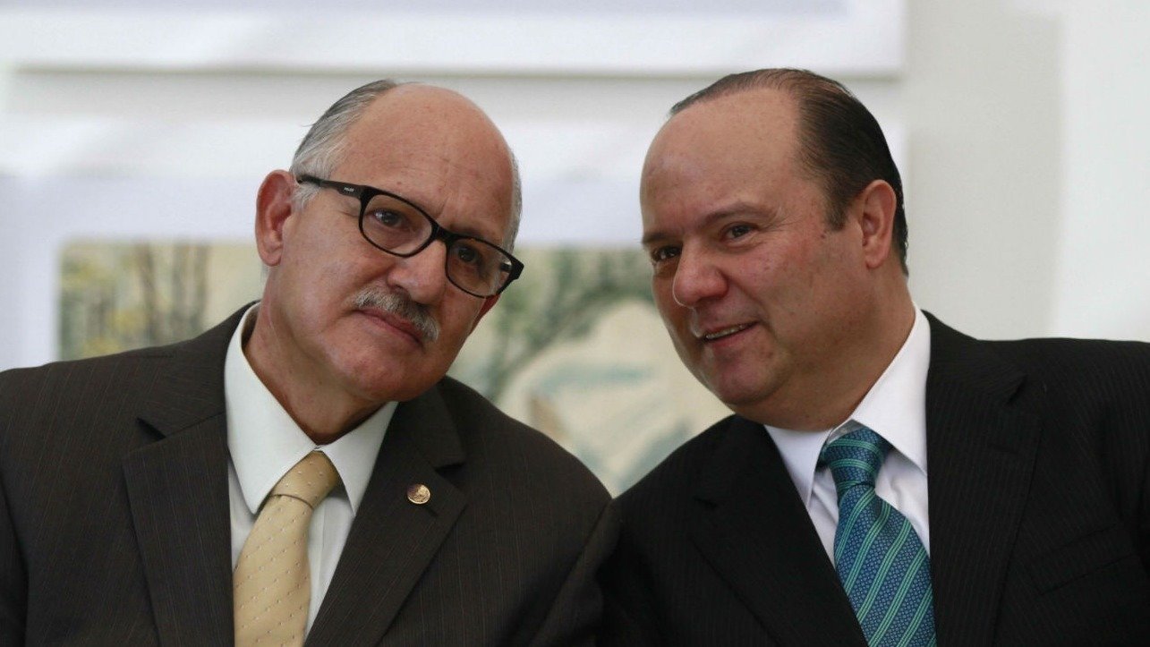 Petición · Por la reducción del salario para el Rector Ricardo Duarte ...