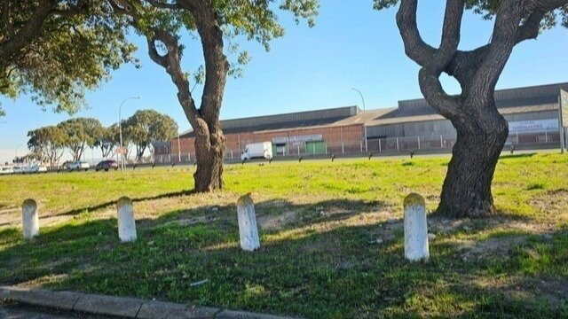 Petition · Petition to Erect A Fence on the open field of Boundary Road ...