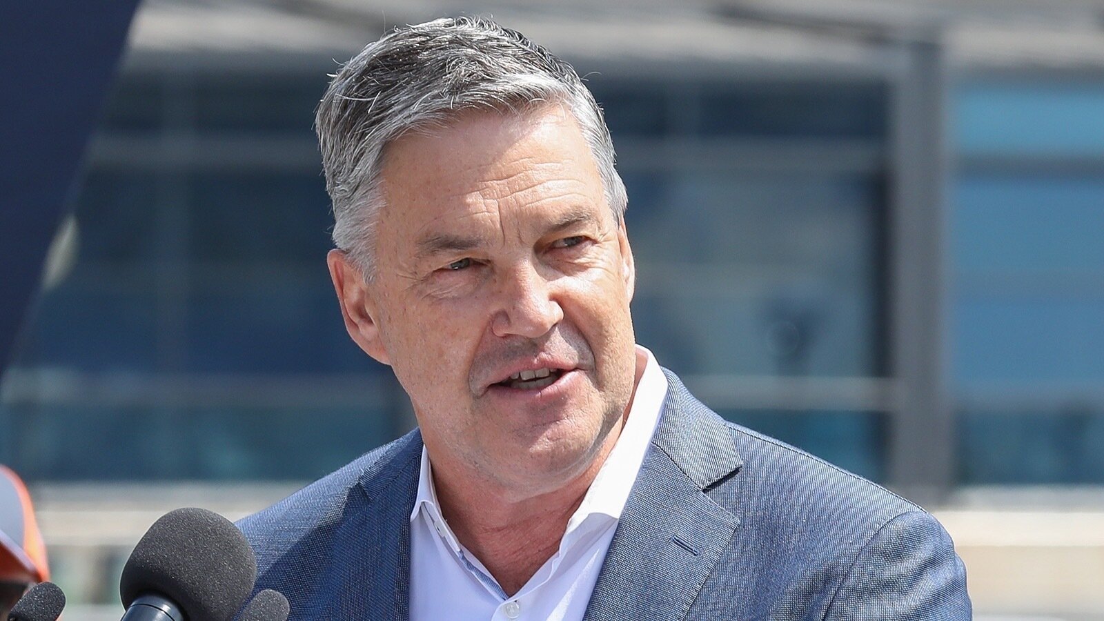 Petition · Keep Neil Crompton in full time commentary - Australia ...