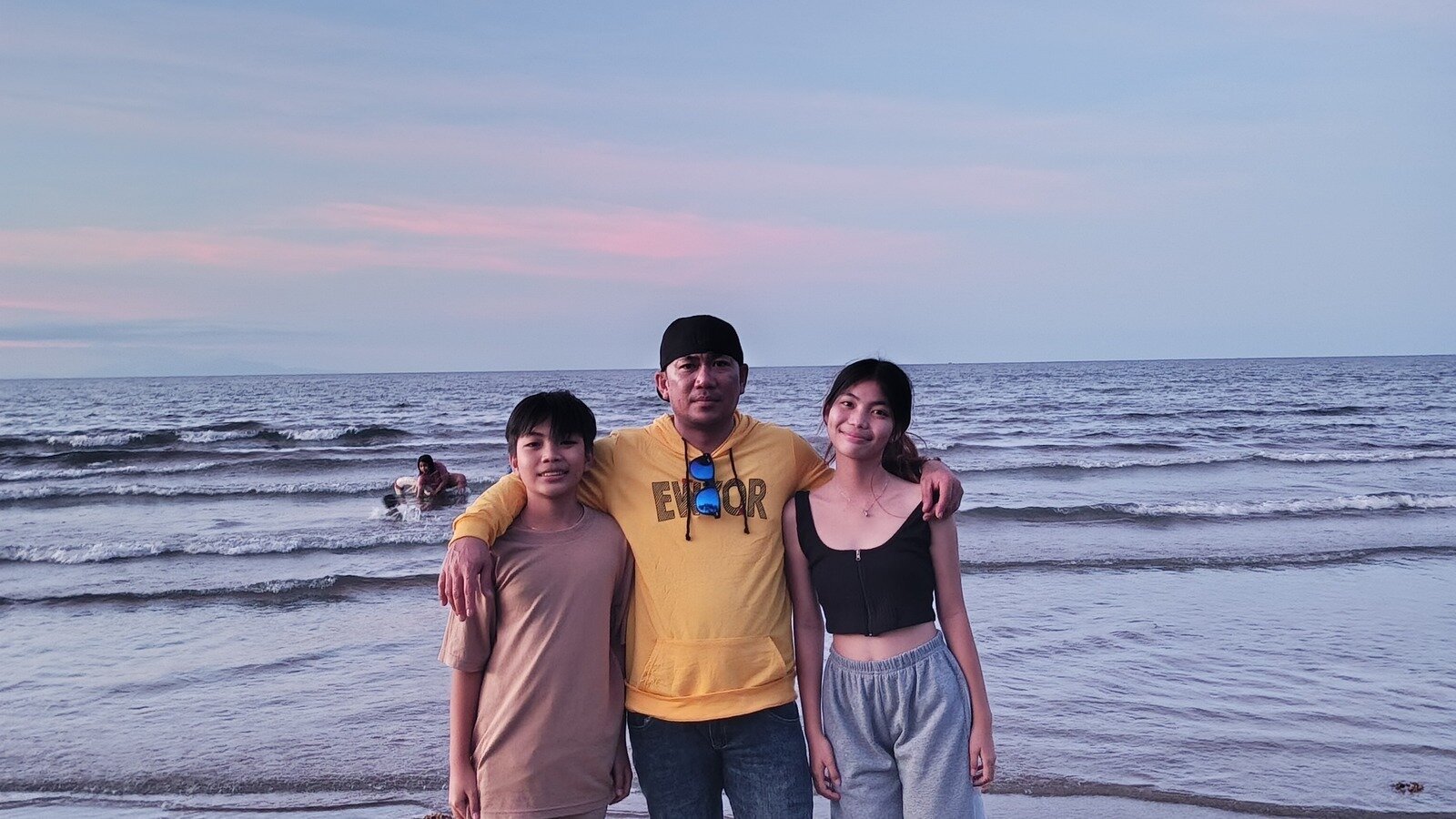 Petition · "The Unsung Hero: A Tribute To My OFW Father" - Philippines ...