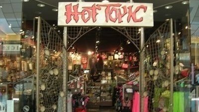 Petition · Bring back 90s hot topic - United States · Change.org