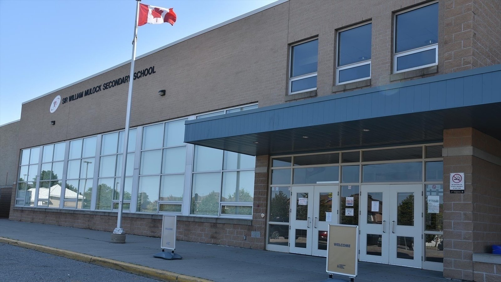 Petition · Change in Sir William Mulock dress code - Canada · Change.org