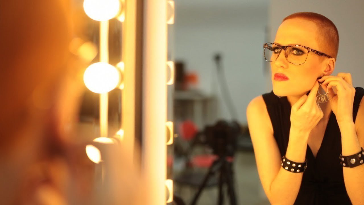 Petition · Sheba Salvic (Emma Jayne) should donate her hair and go bald ...