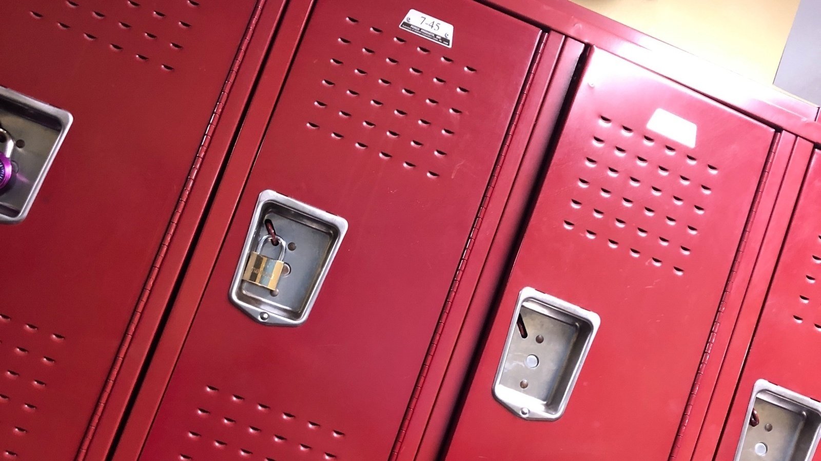 Petition · KEEP YOUR LOCKERS!!! - United States · Change.org