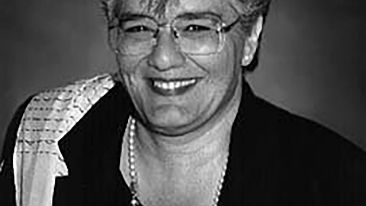 Pétition · Nommons la Grande bibliothèque de Laval en l'honneur d'Anne ...