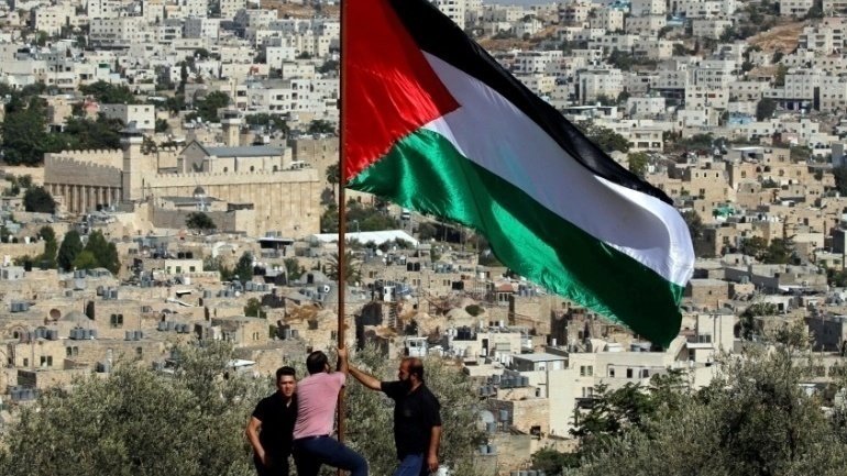 Petition · STOP THE US FROM FUNDING ISRAEL - United States · Change.org