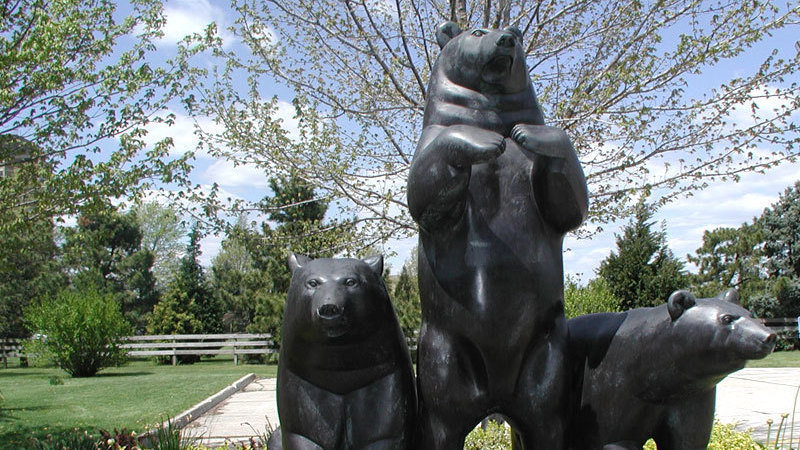 Petition · Hofstra University: Take Down Obscene Manspreading Bear ...