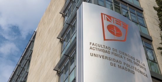 Petición · Solicitamos que se convoquen a concurso tres plazas de ...