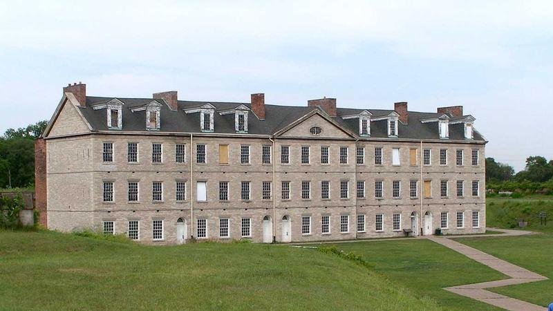 Petition · RESTORE DETROIT’S HISTORIC FORT WAYNE AS A NATIONAL PARK ...
