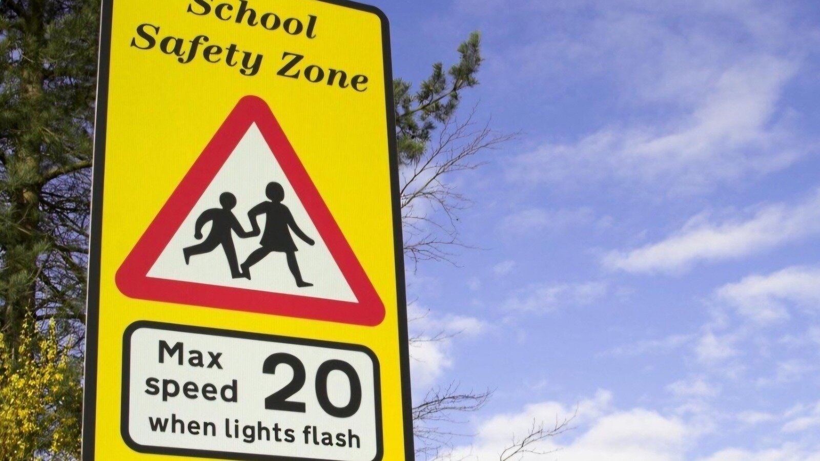 Petition · Reduce the speed limit to 20mph on Wakefield Road (by the ...